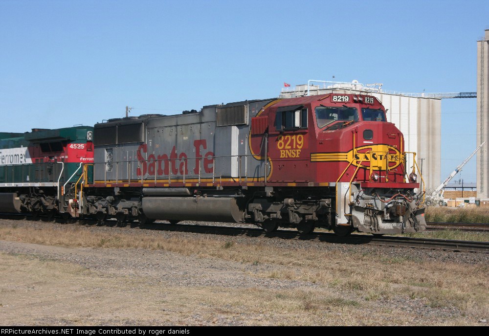 BNSF 8219
